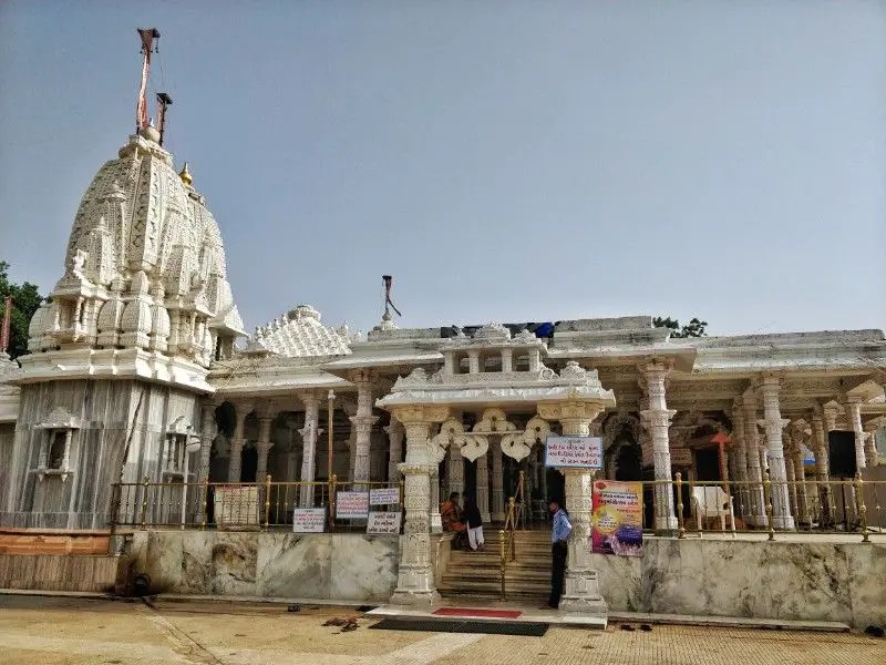 Mahudi Jain Temple, Gujarat – MapRoute Travel Blog